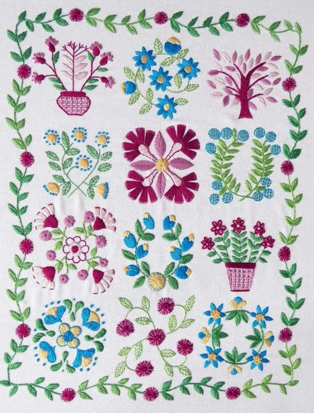 Baltimore Stitchery, Pre Printed Embroidery Fabric Pattern – StitchDoodles